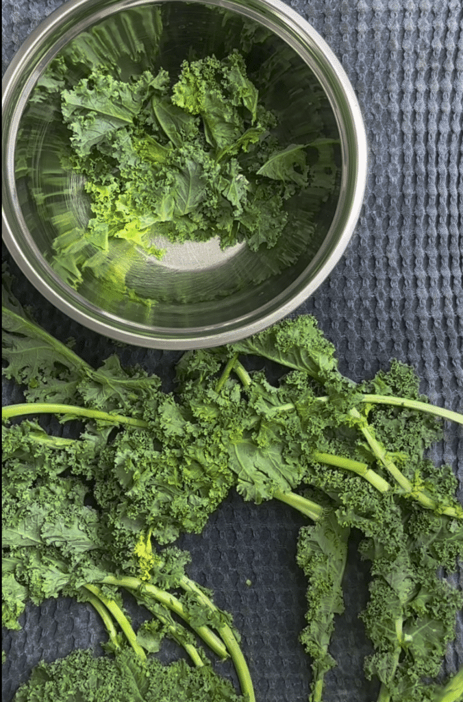 lemon & garlic kale salad - The Plant Project